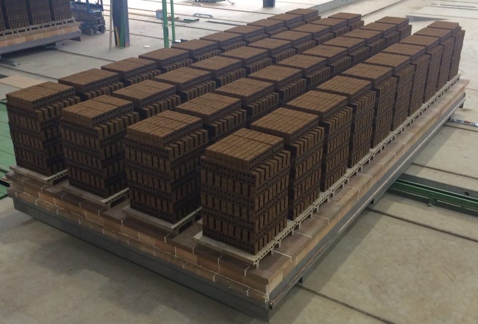 Lightweight Kiln Cars for Stiff Extrusion - Campo Refractory
